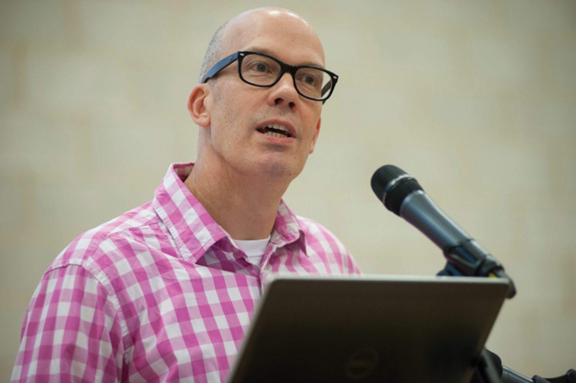 Professor Coe supports awarding CAGs after results 'shambles'