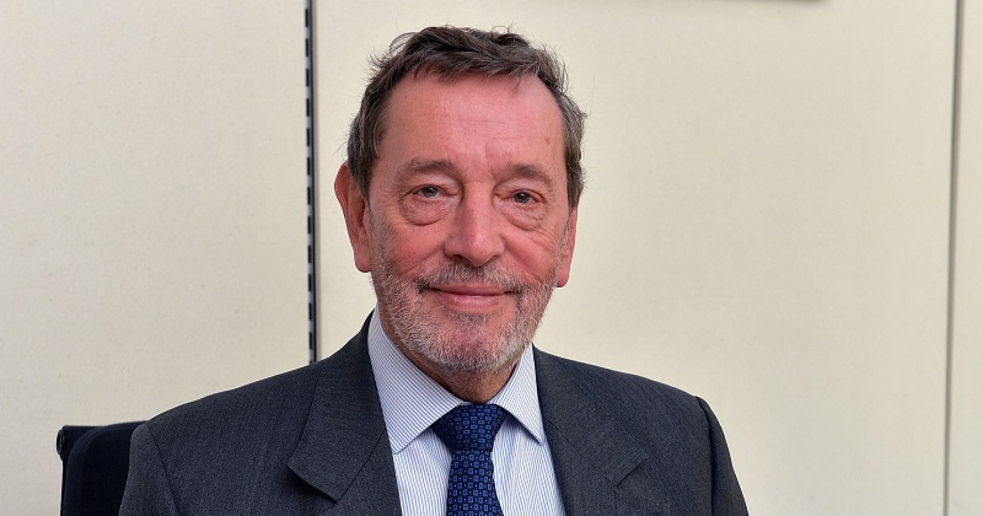 David Blunkett resigns at David Ross Education Trust