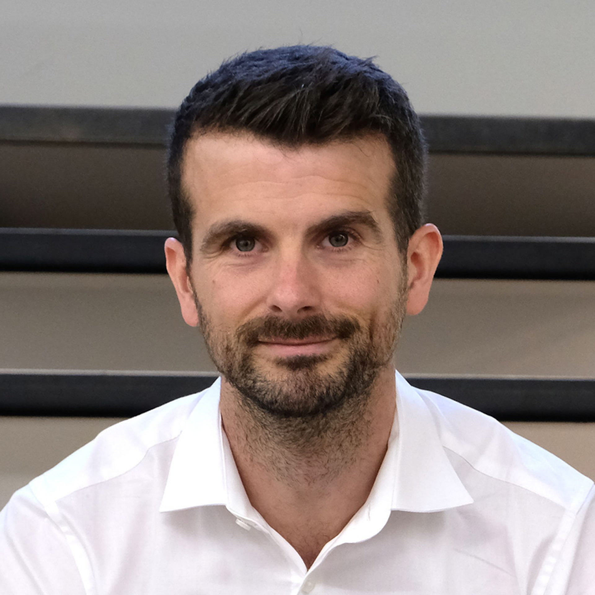 Oak vows to resist meddling ministers, but issues remain