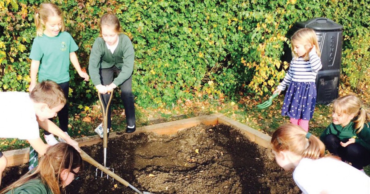 Crowmarsh Gifford Primary get Ministry of Defence grant