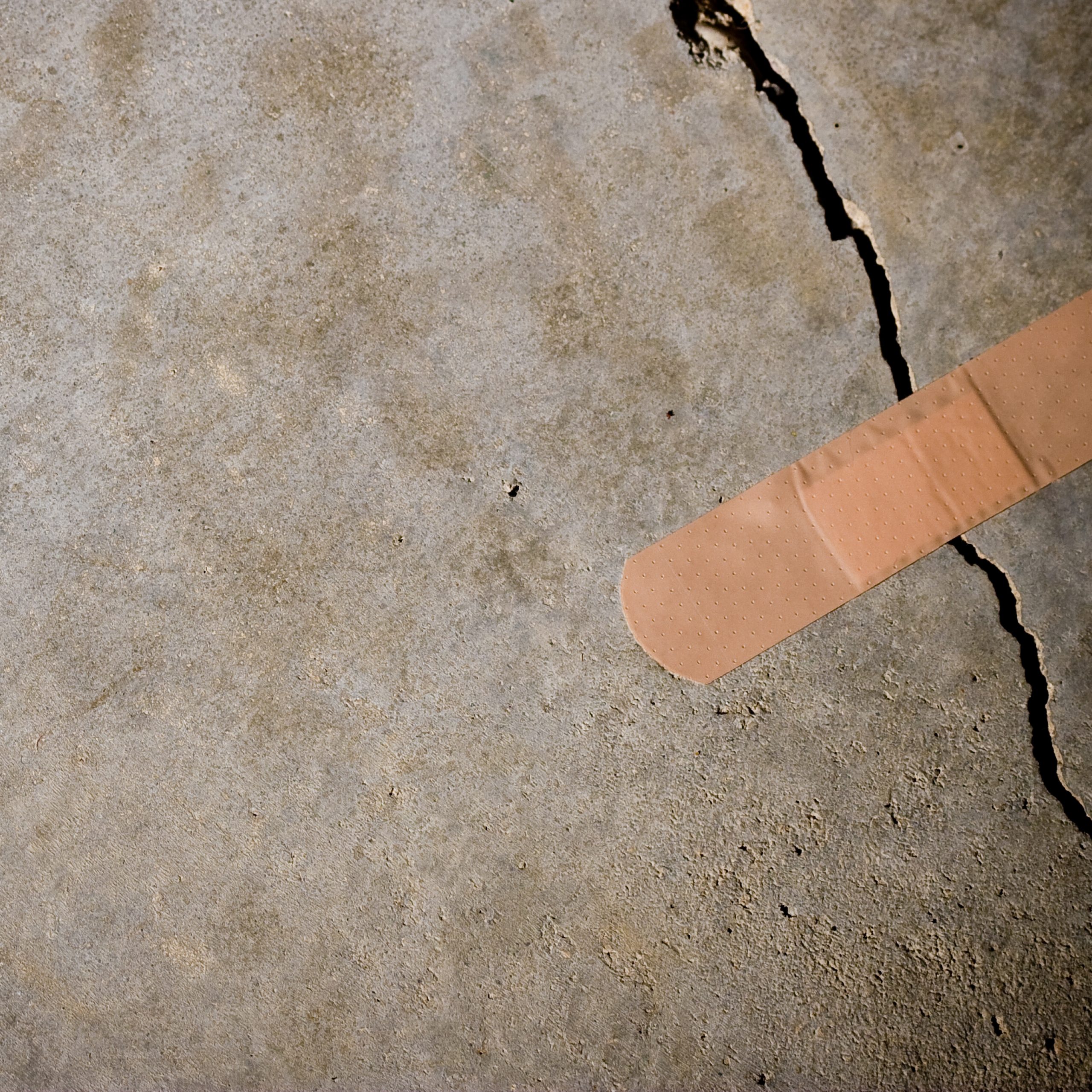 DfE RAAC list fears after wrong leaders ‘threatened’