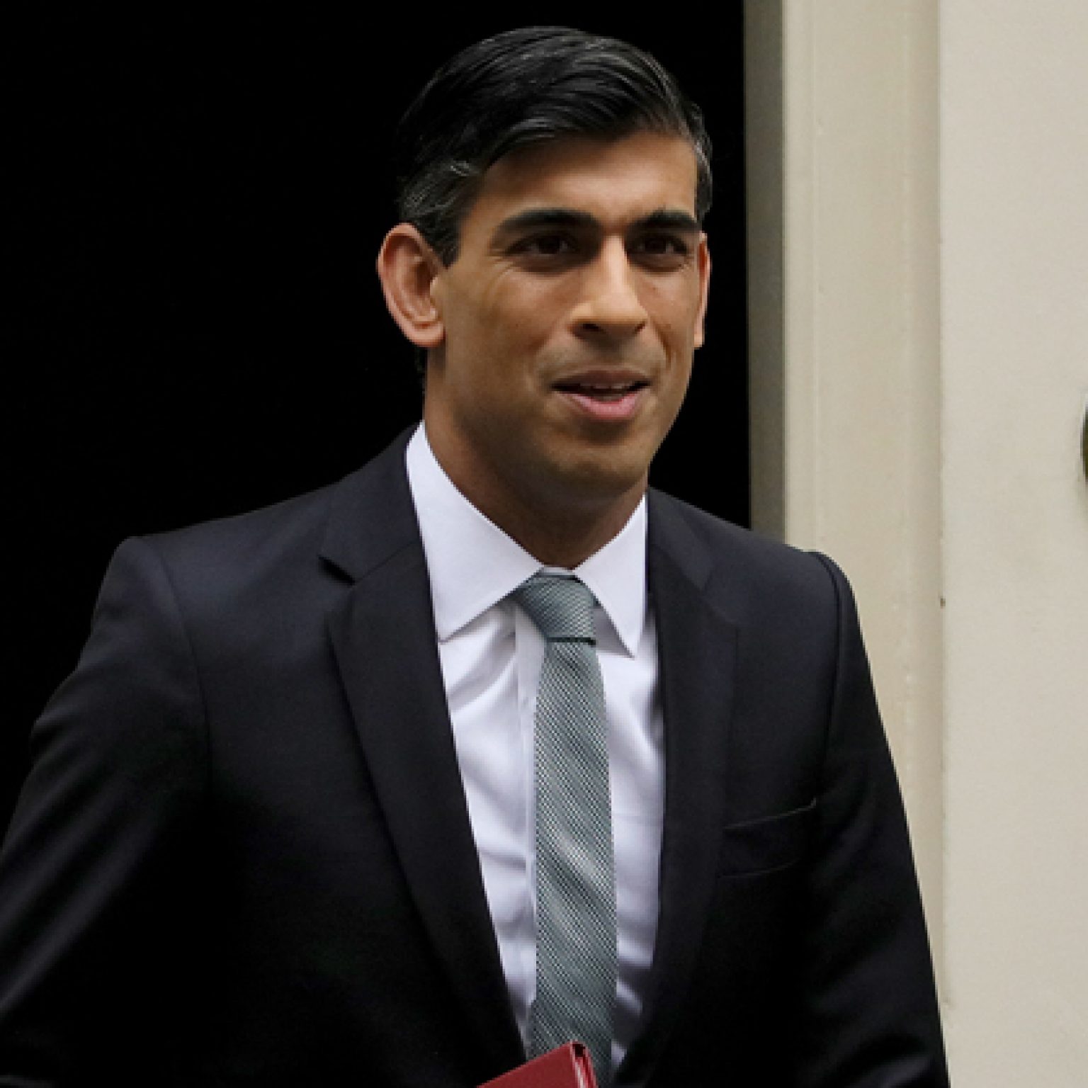 'Voluntary exit' scheme launched at DfE to cut staff