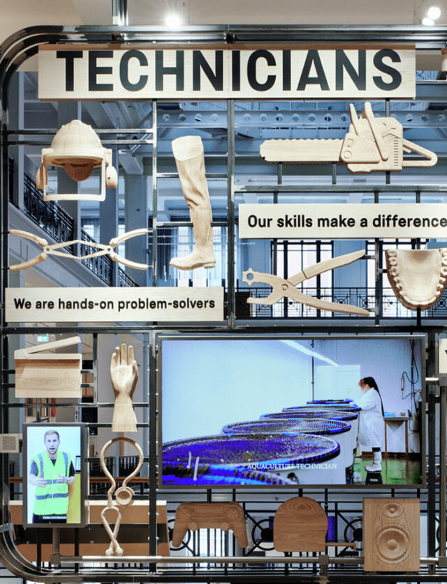 The Review: Technicians - The David Sainsbury Gallery